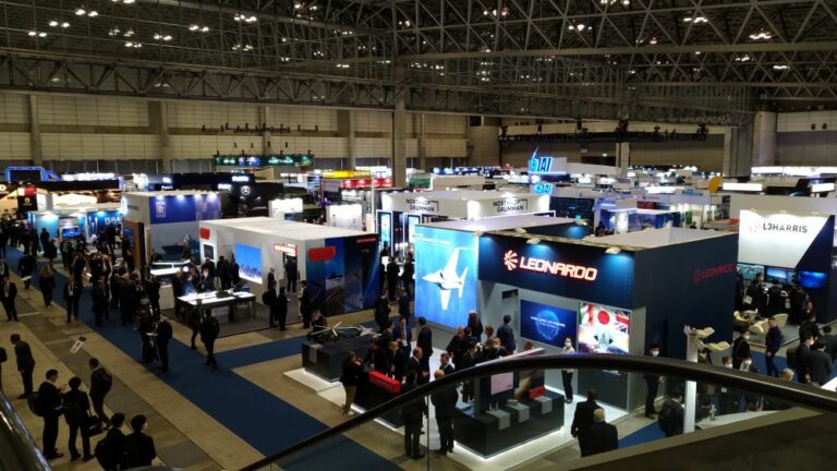 防衛・セキュリティ関連企業が集まる大規模イベントDSEI Japanイスラエルブースで見たもの